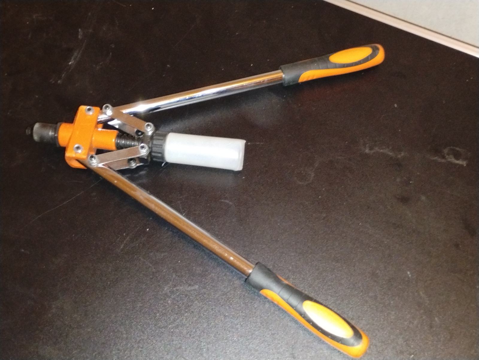 Kliješta za POP zakovice