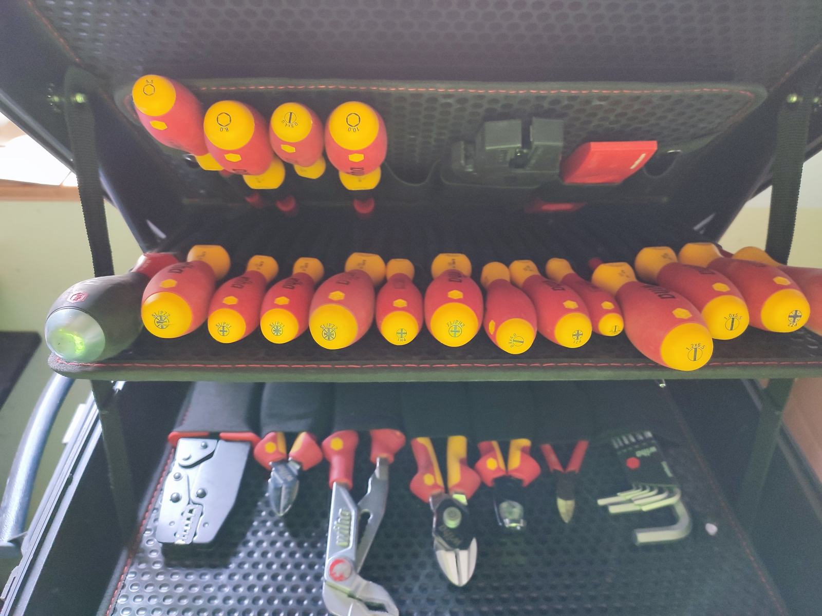 Wiha W40523 VDE set alata