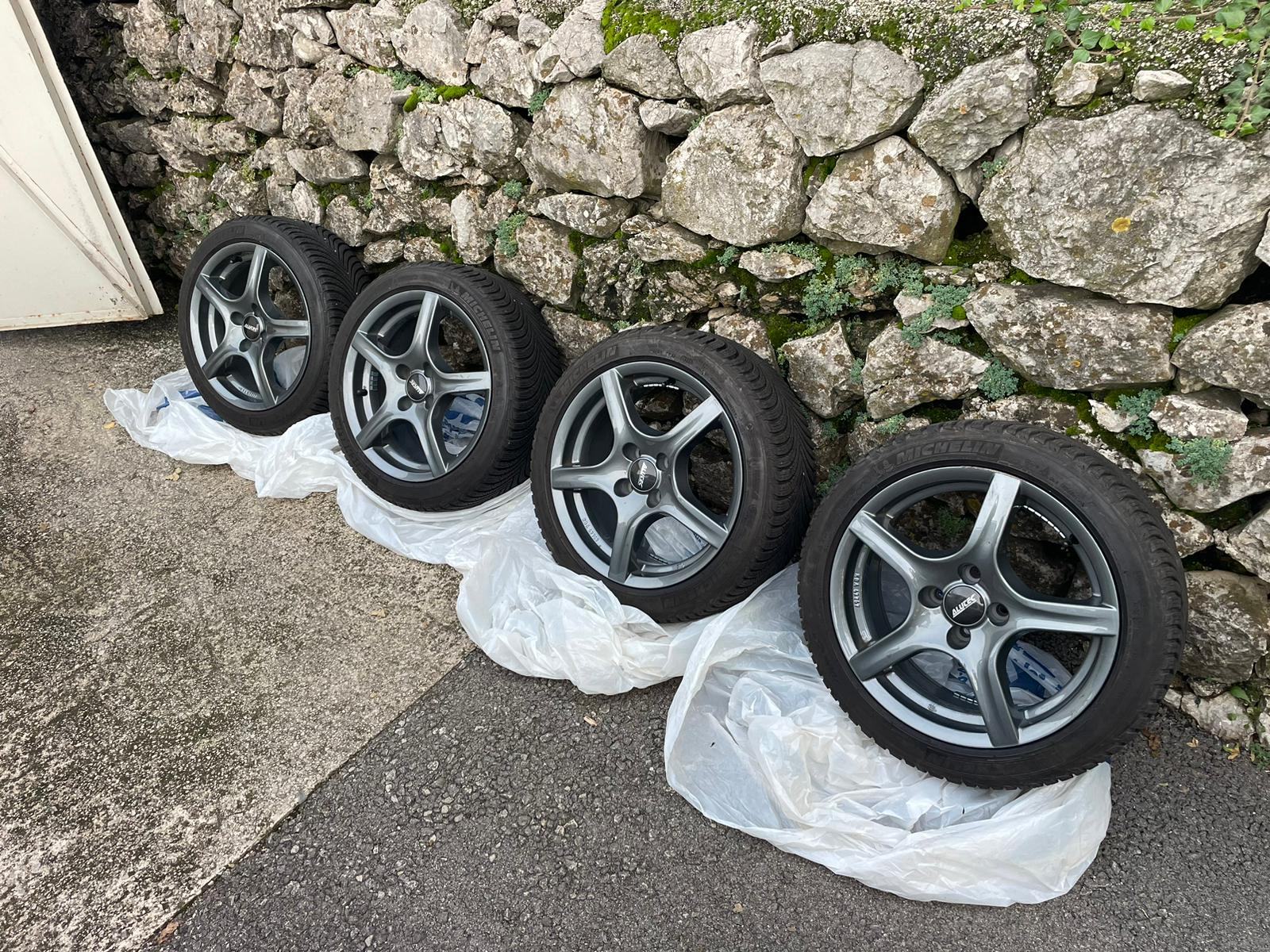 Alu felge 16 rupe 4x98, 4 kom.