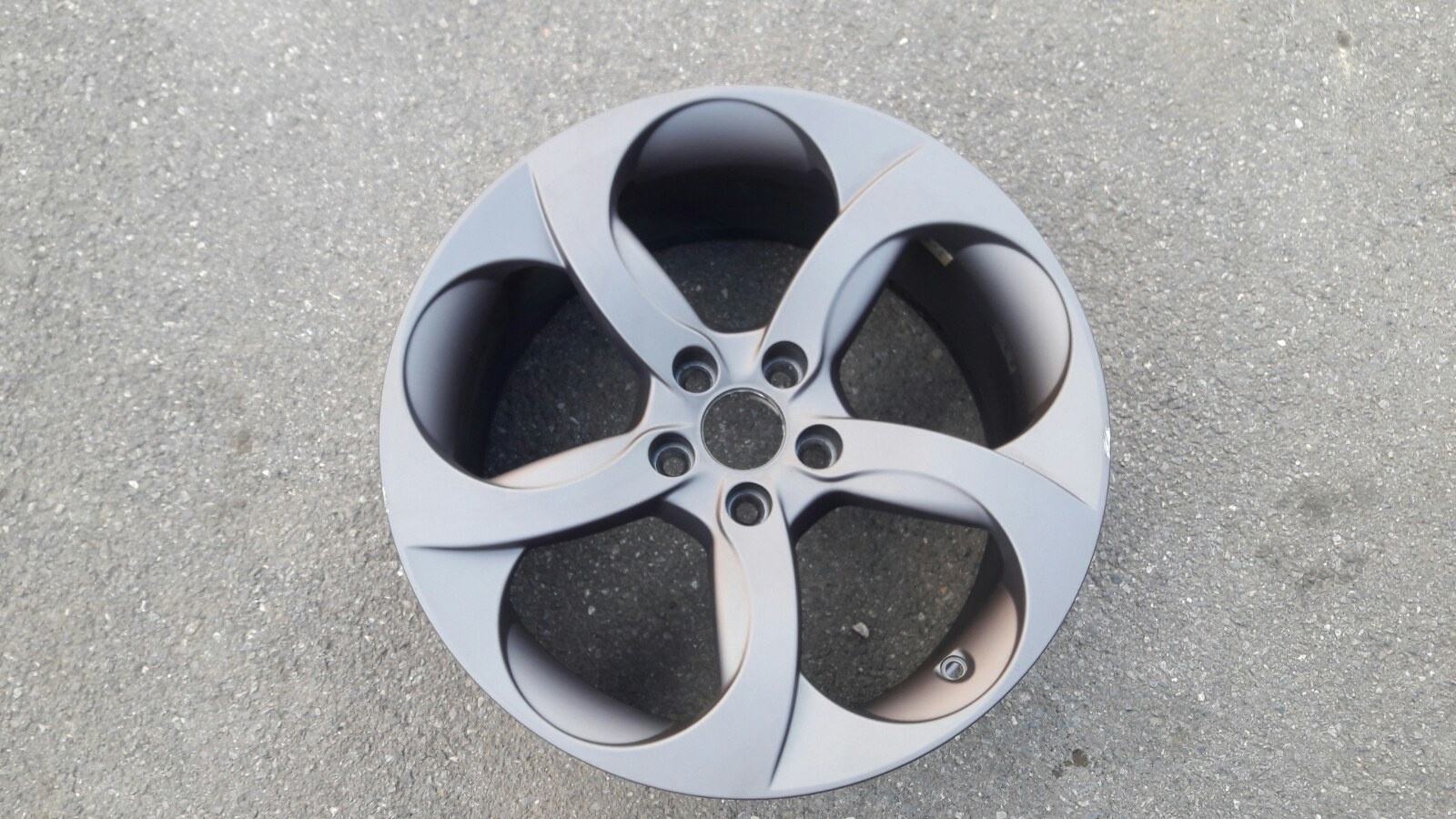 Alu felge 18 rupe 5x108, 1 kom.(Orig.Alfa Romeo ,2016.g.)