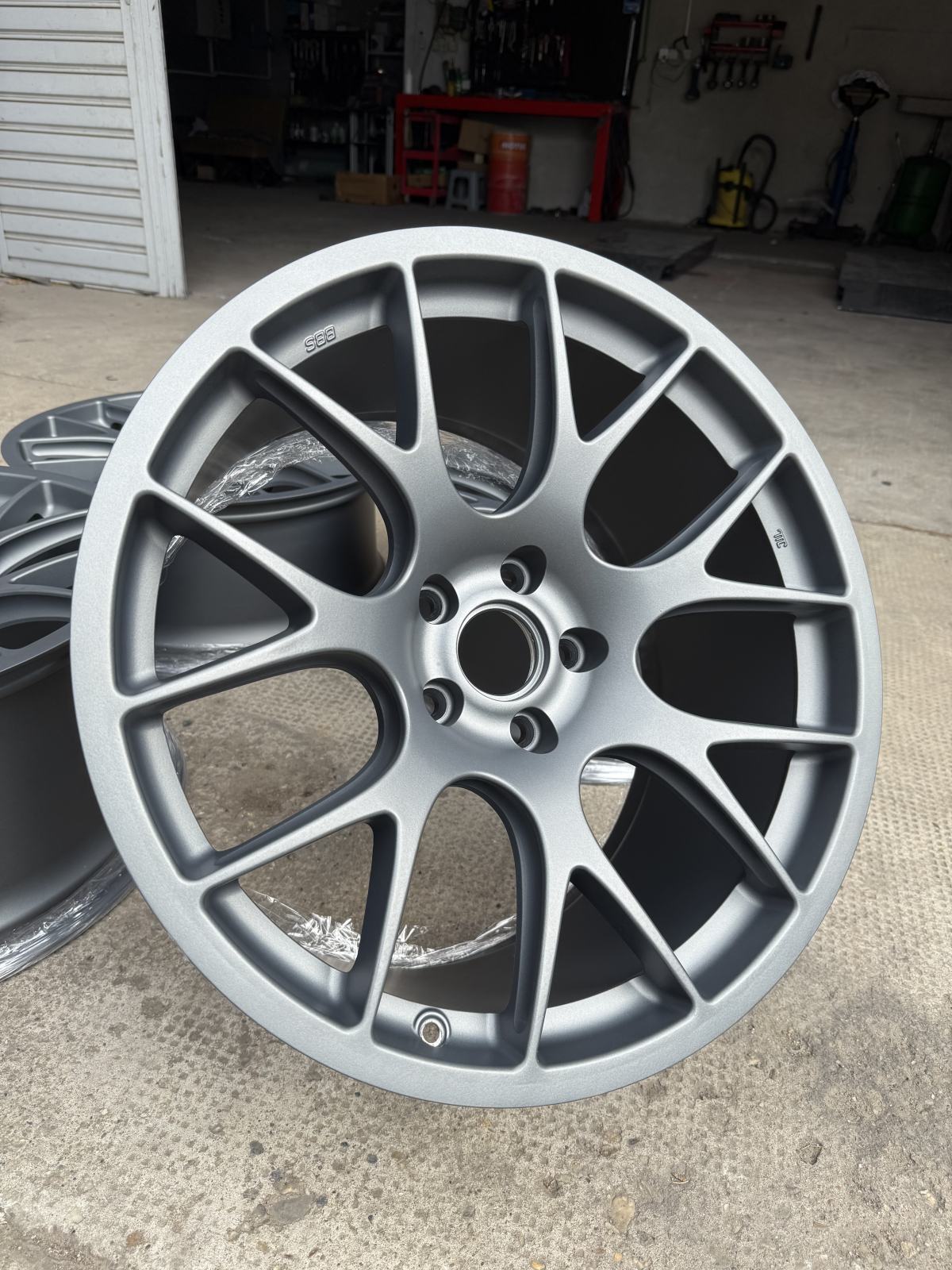 Alu felge 20 rupe 5x120, 4 kom.