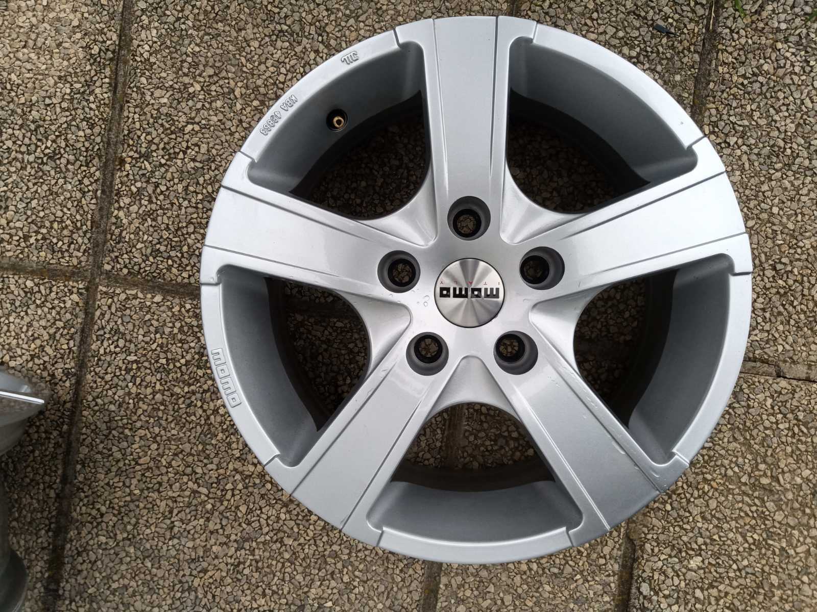 Alu felge MOMO WIN PRO 15 rupe 5x112, 4 kom.