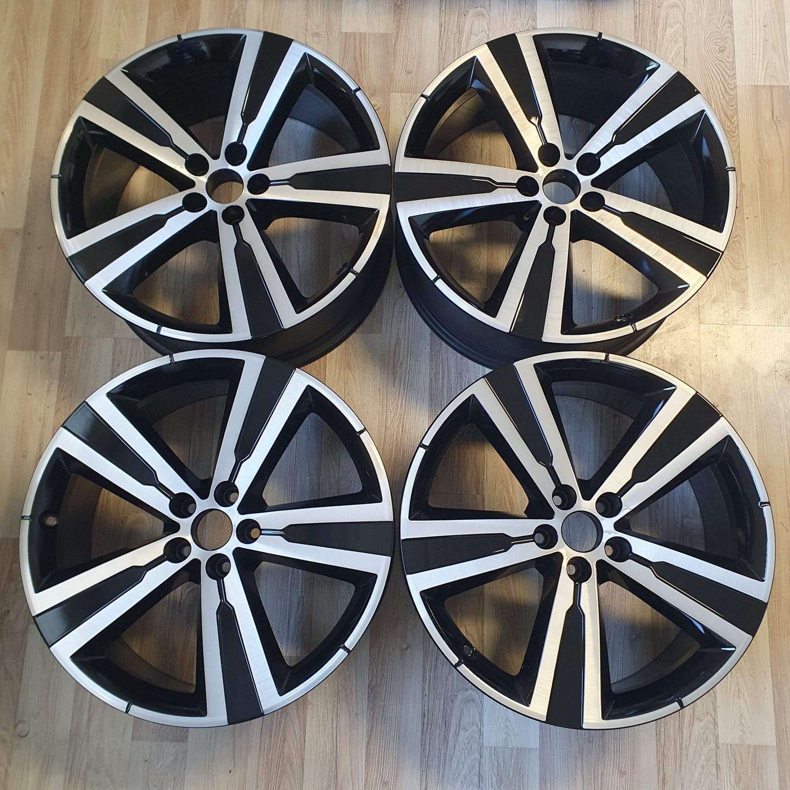 Original Audi A4,A5,A6,A7,A8,Q5,Q7,Q8 5x112, 8J , ET28