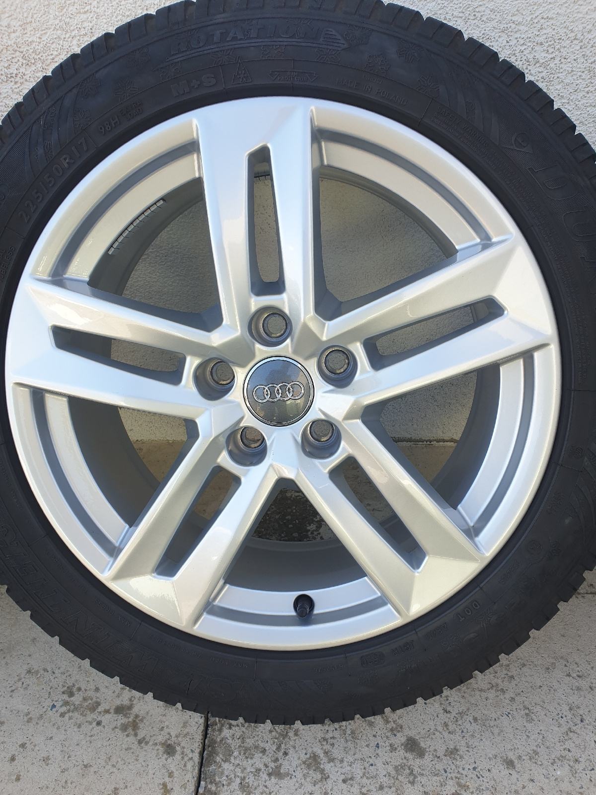 AUDI ALU FELGE 17,ORIGINAL AUDI.