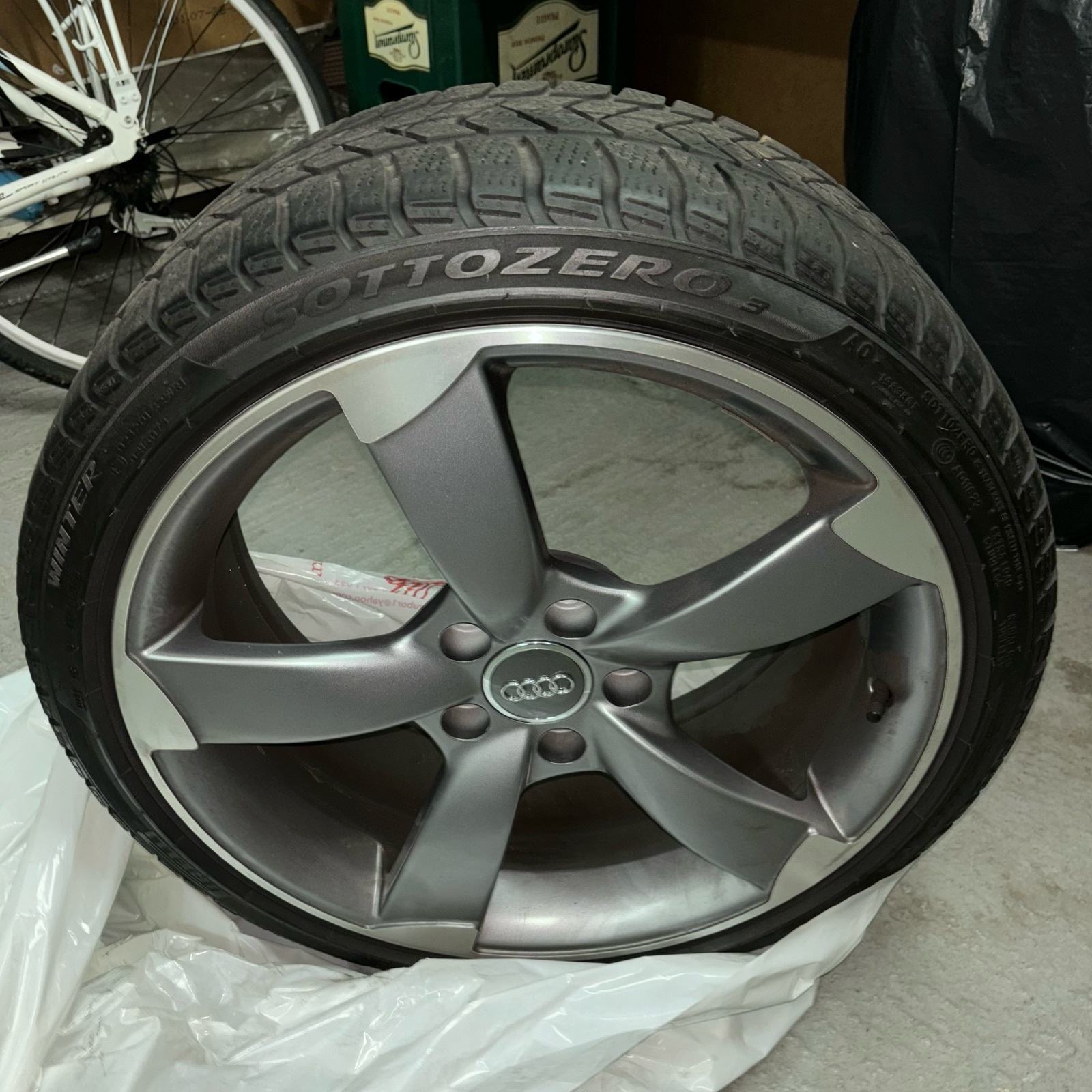 Audi rotor felge 18 , s gumama. 550€