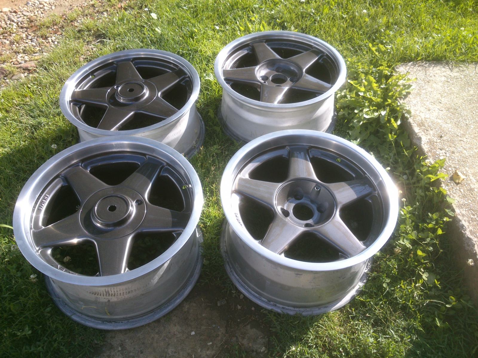 AZEV A 4x100, 16 cola, 7,5j i 9j, Moguća zamjena za bbs, keskin...