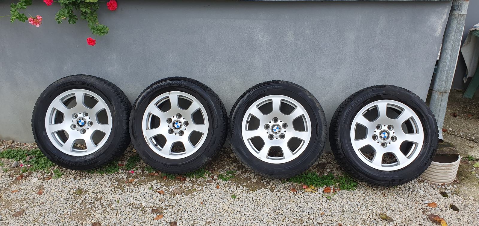 Bmw style 134 ZIMSKI SET alu felge 16 rupe 5x120, GUME 225/55 R 16