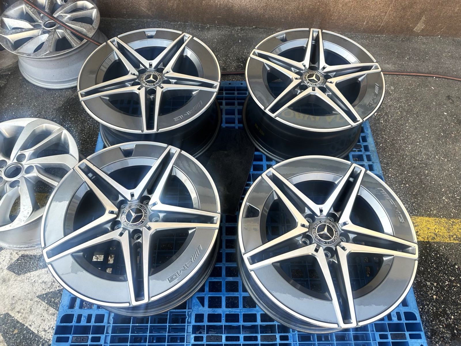 FELGA A2064011700 / A2064011800 ZA MERCEDES C W206, 4 kom.