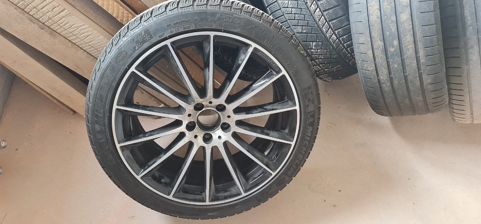 felna 20 coli mercedes benz sa gumom