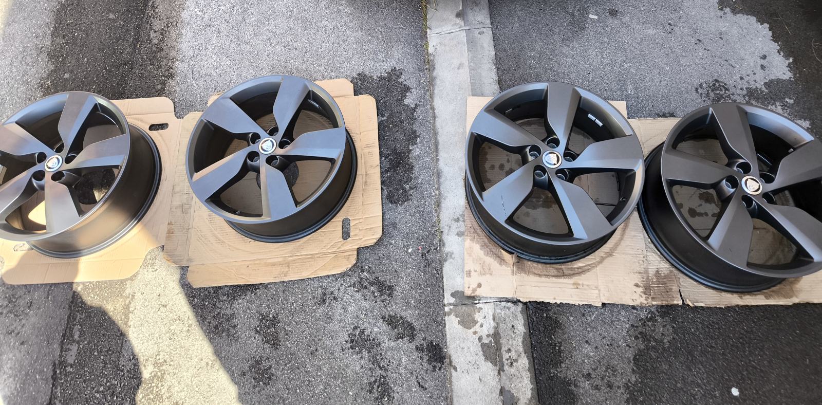 Jaguar E Pace original alu felge 19, očuvane