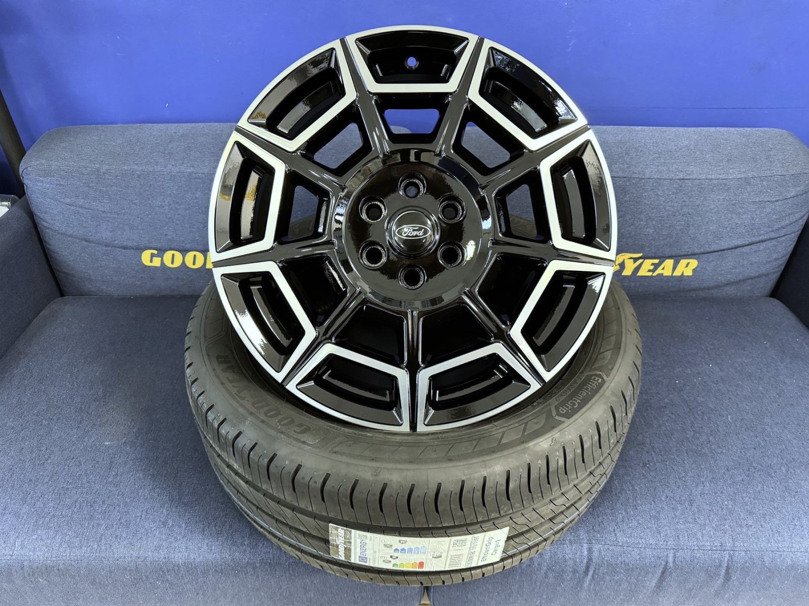 LJETNI SET GMP PERVAN ZA NOVI FORD TRANSIT CUSTOM, 4 kom.