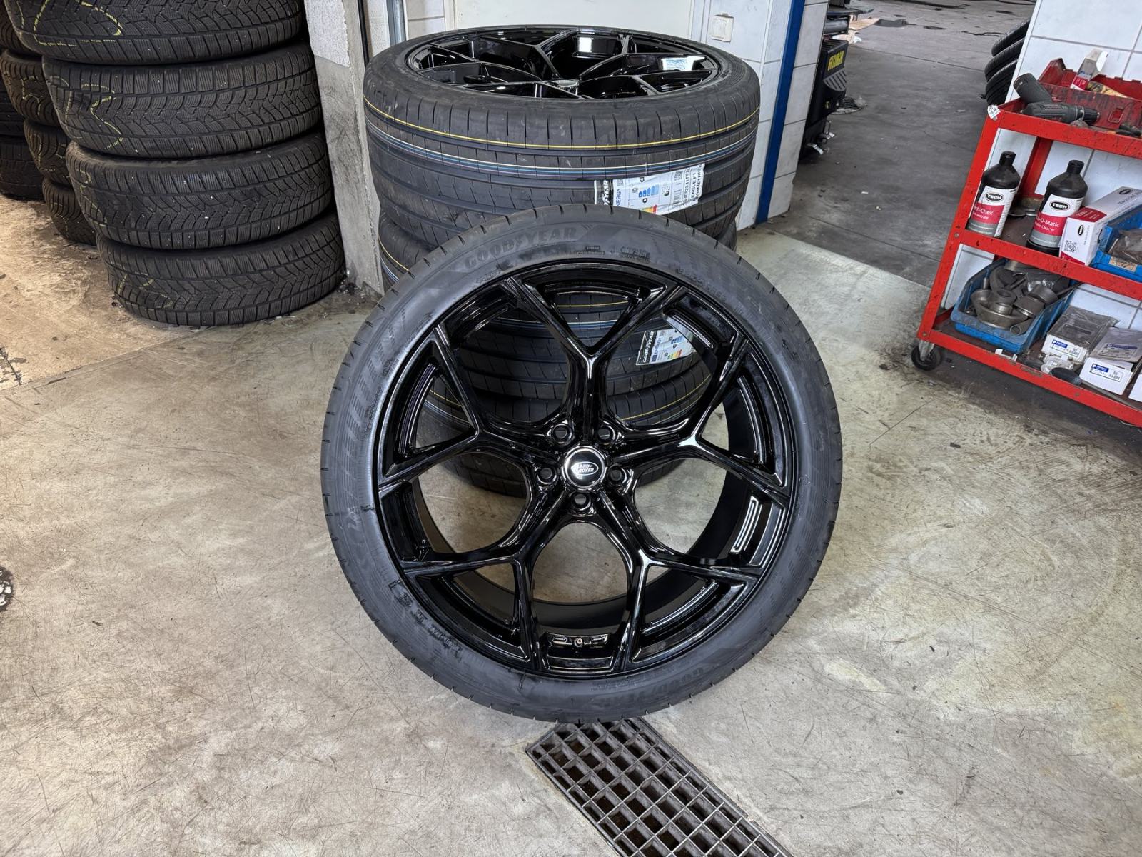 LJETNI SET GMP ULTRIVITY ZA LAND ROVER RANGER ROVER, 4 kom.