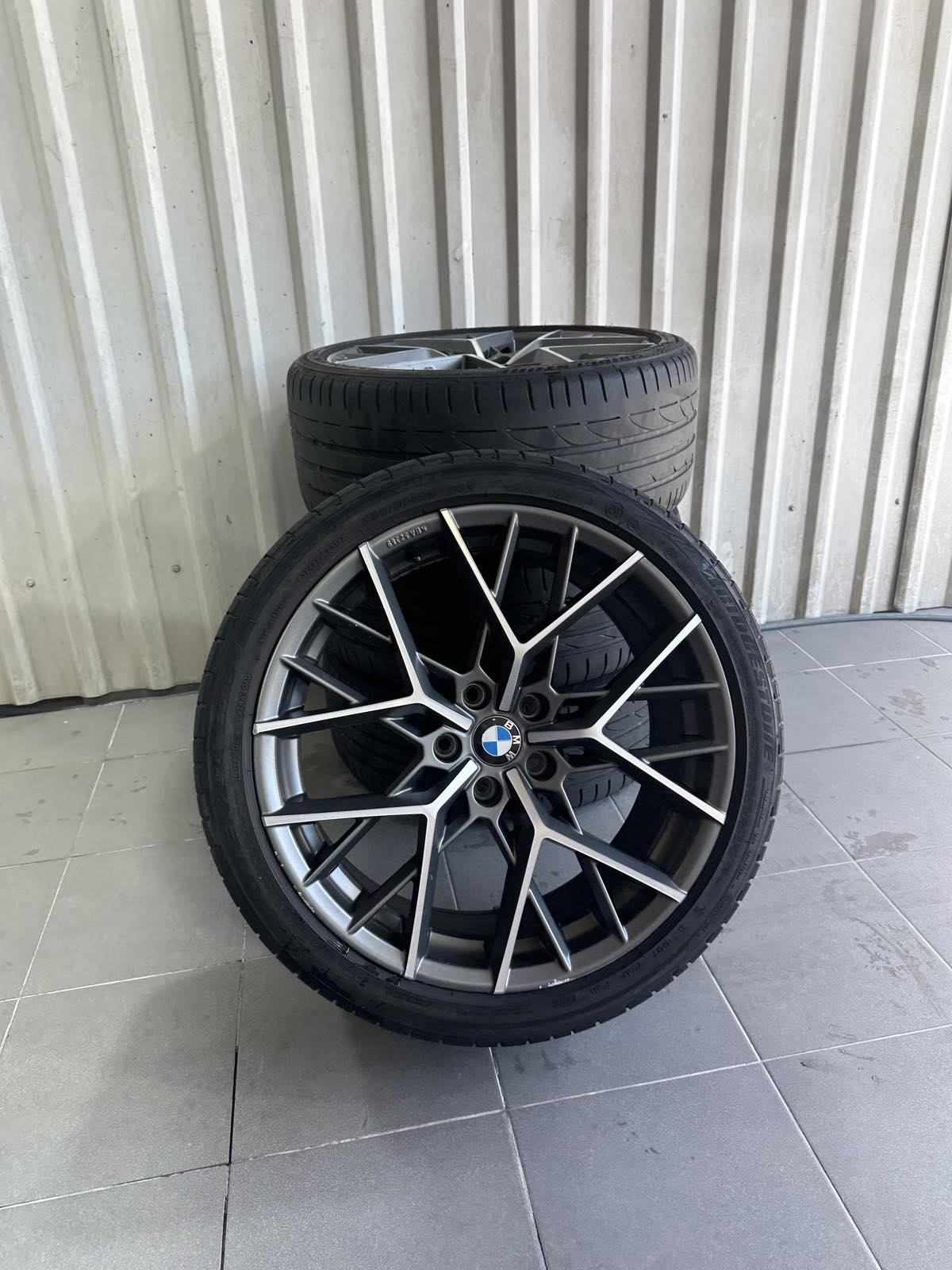 BMW Alu felge 19 G20 s ljetnim Bridgestone Potenza S001 gumama