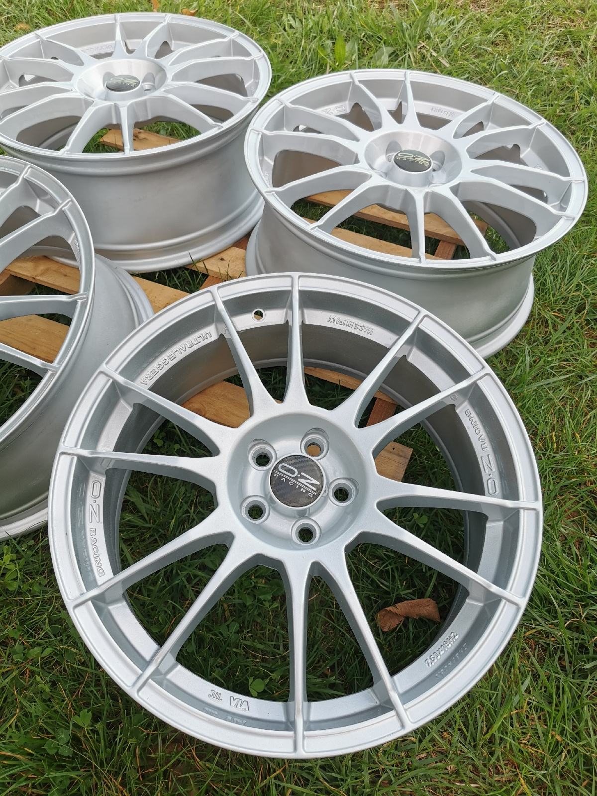 OZ Ultraleggera 18 5x100