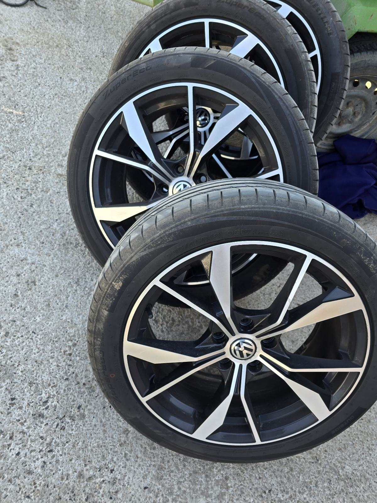 VW Alu felge 18 i ljetne gume
