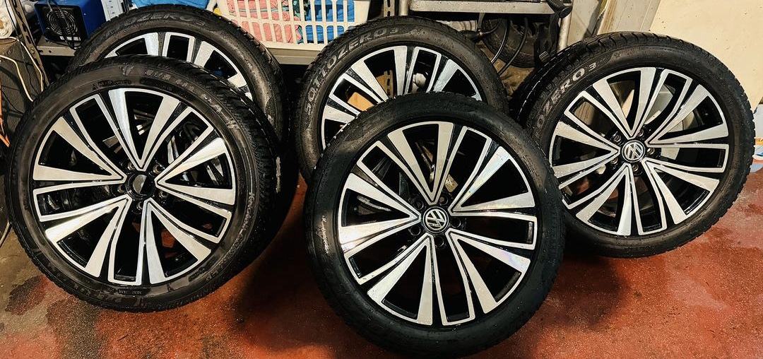 VW Arteon model Muscat original alu 18, s zimskim 245/45