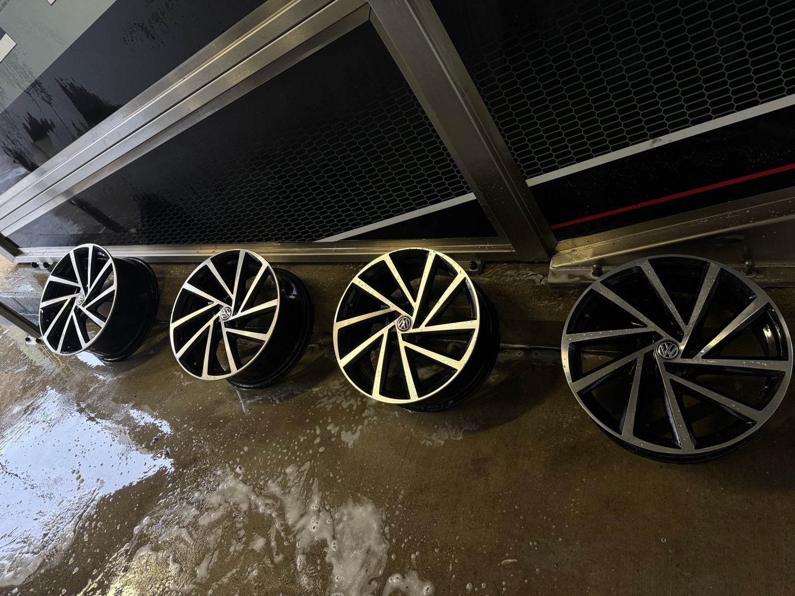 VW GOLF R SPIELBERG FELGE ORIGINAL 5x112 8J 19” ET51