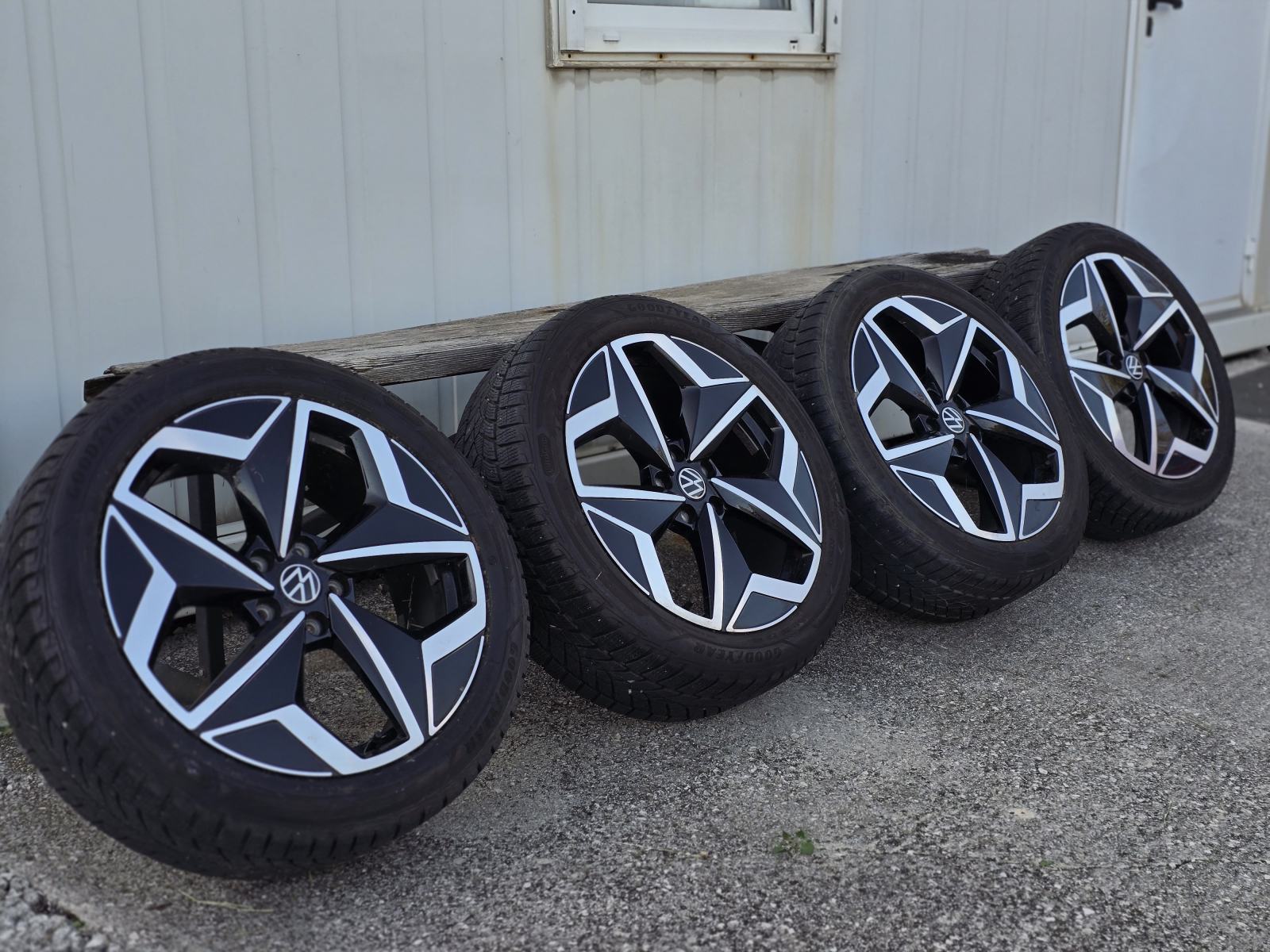 VW ID3 Alu felge 19,7.5J, ET50, 5x112, zimski komplet