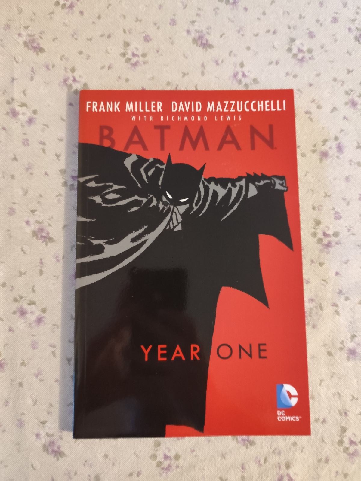 Frank Miller and David Mazzucchelli - Batman Year One DC Comics