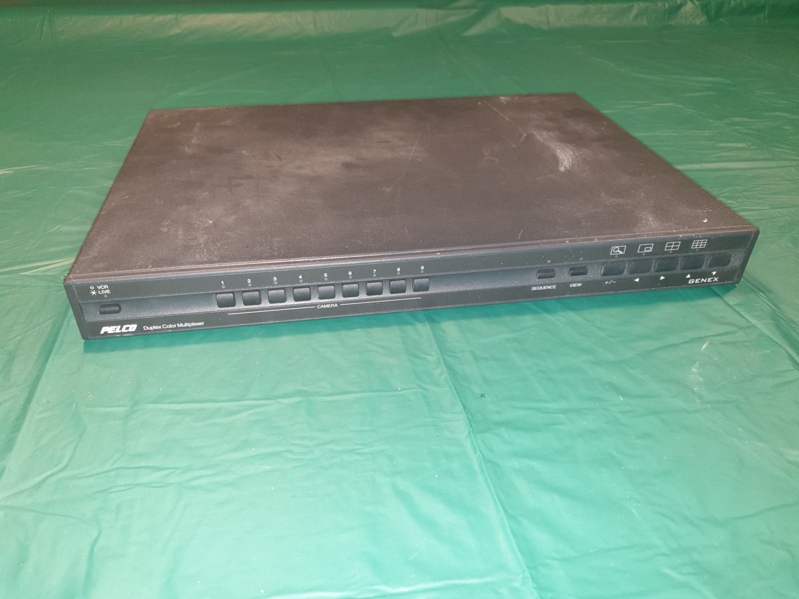 Pelco GENEX MX4009CD 9-Channel Duplex Color Multiplexer