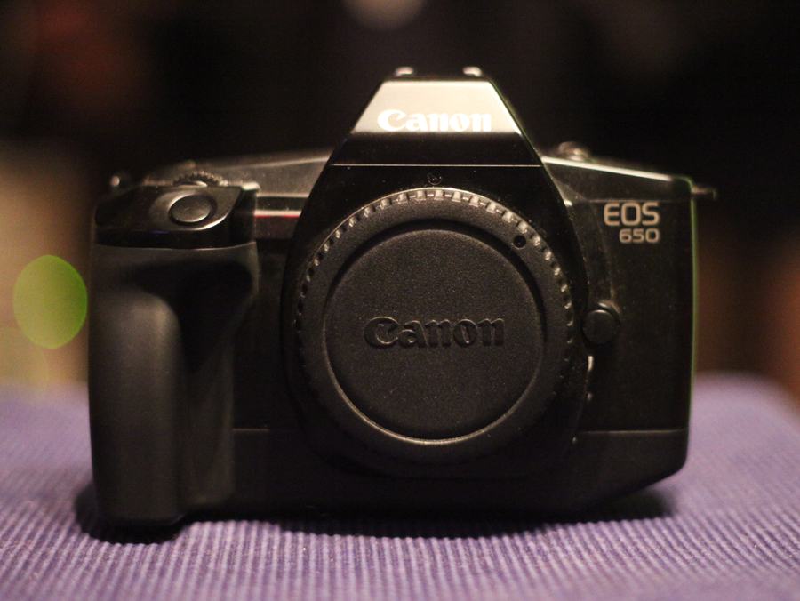 Canon EOS 650