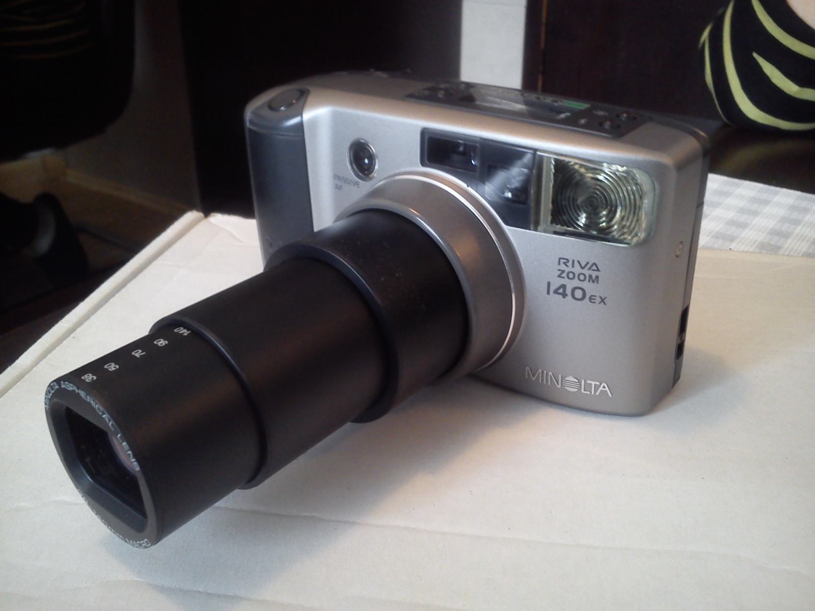 Minolta Riva Zoom 140 EX