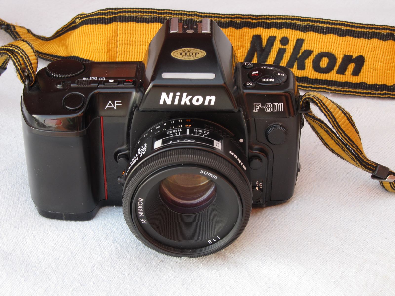 Nikon F 801 s Nikon AF 50mm Nikkor objektiv, Japan