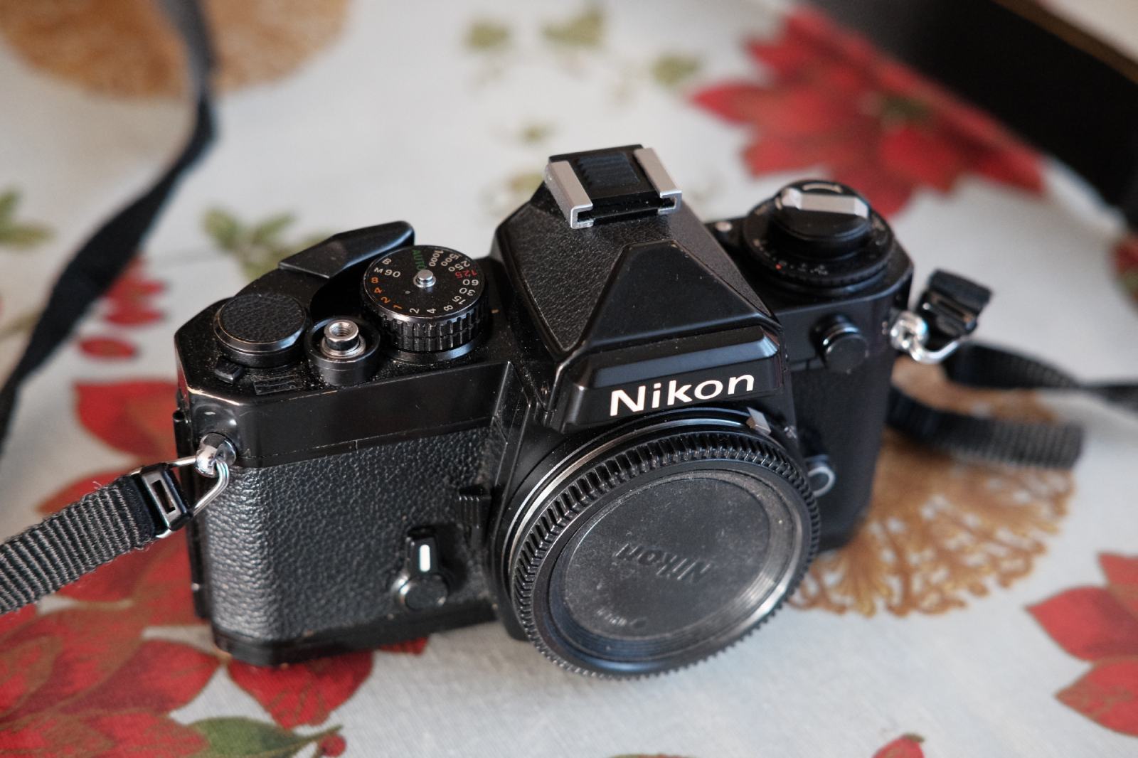 Nikon FE