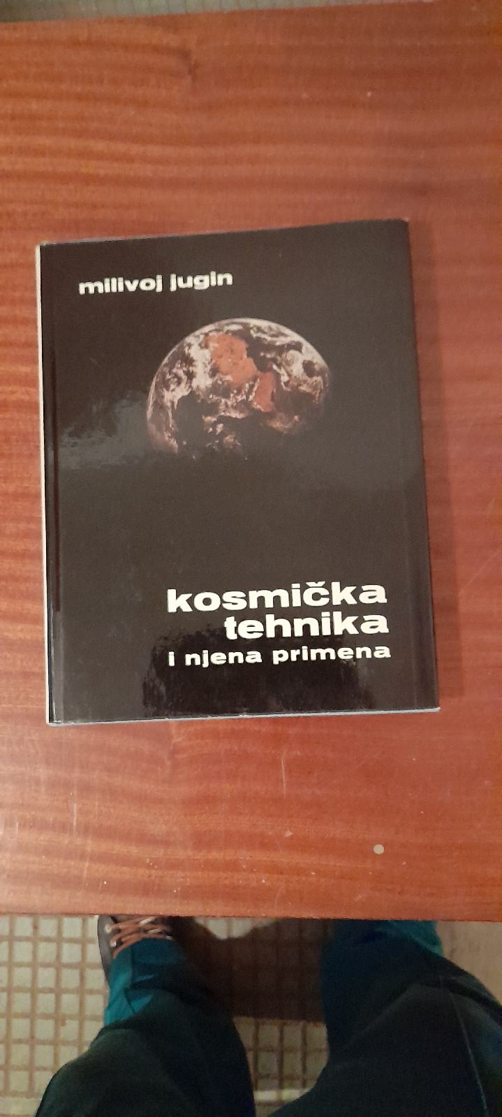 Knjiga ,,Kosmička tehnika i njena primena