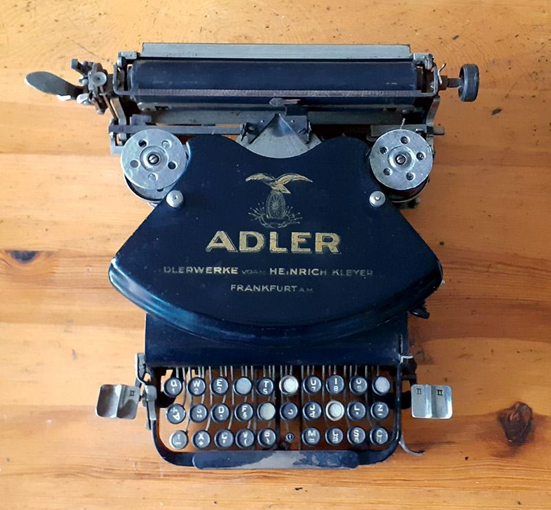 Adler pisaca masina mod.7 1900.g.