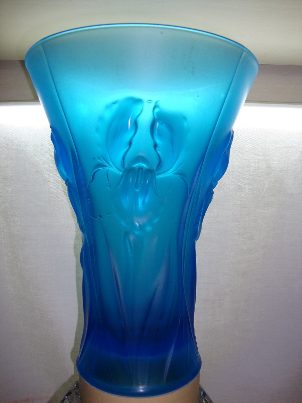 Josef Inwald barolac Iris frosted glass vase / Vaza Art deco 1930.god