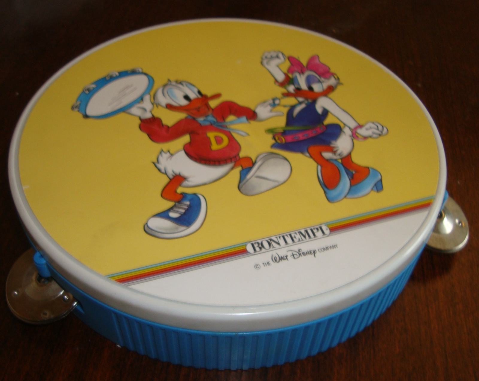 Walt Disney - muzički instrument def