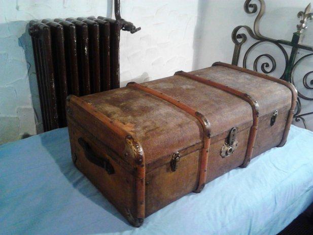 PUTNIČKI STARI SANDUK - KOFER