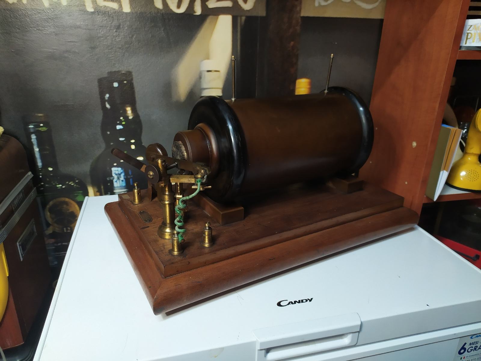 Ruhmkorff induktor 1900god