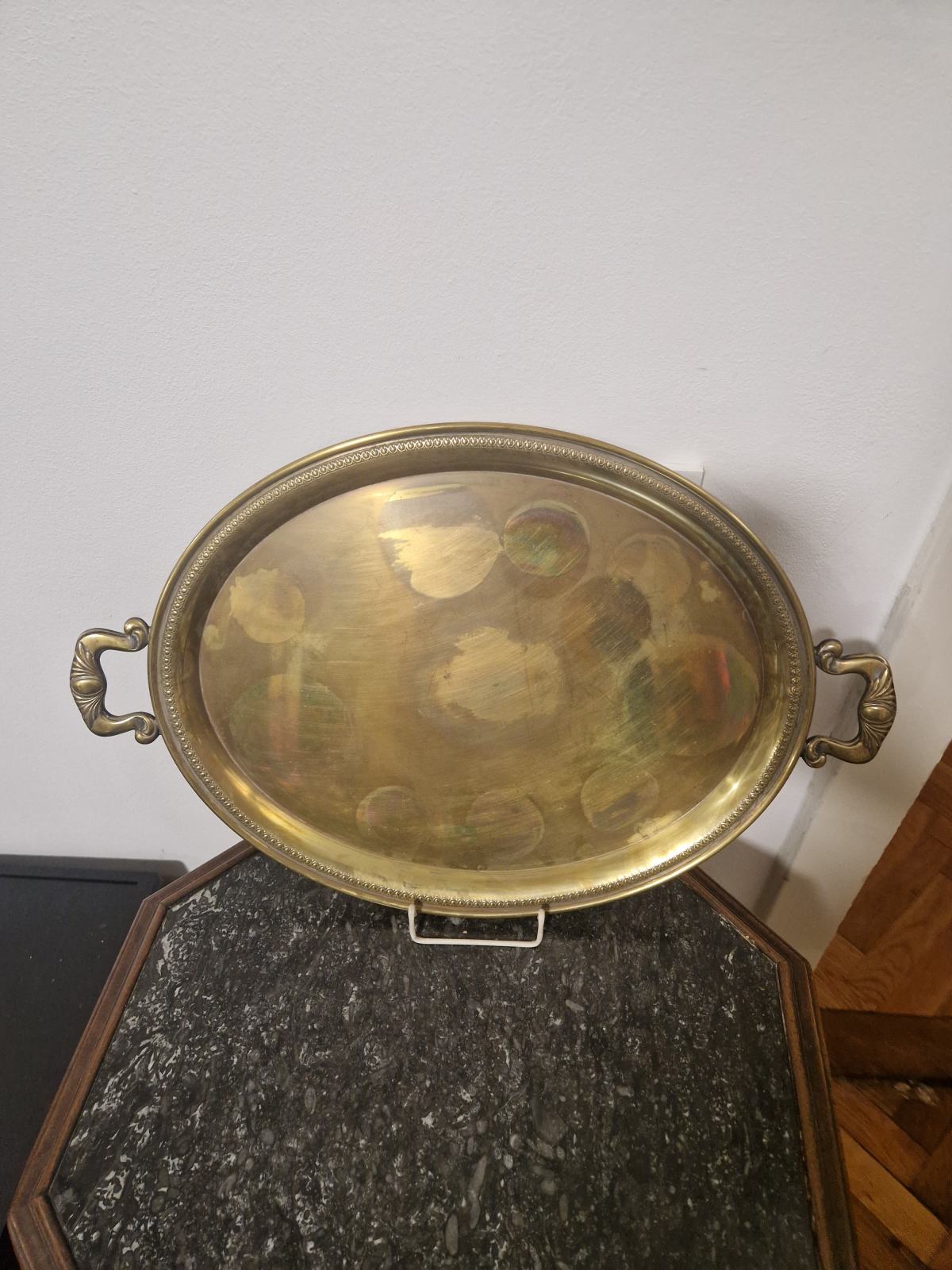 Secesija, ogromni ukrasni pladanj