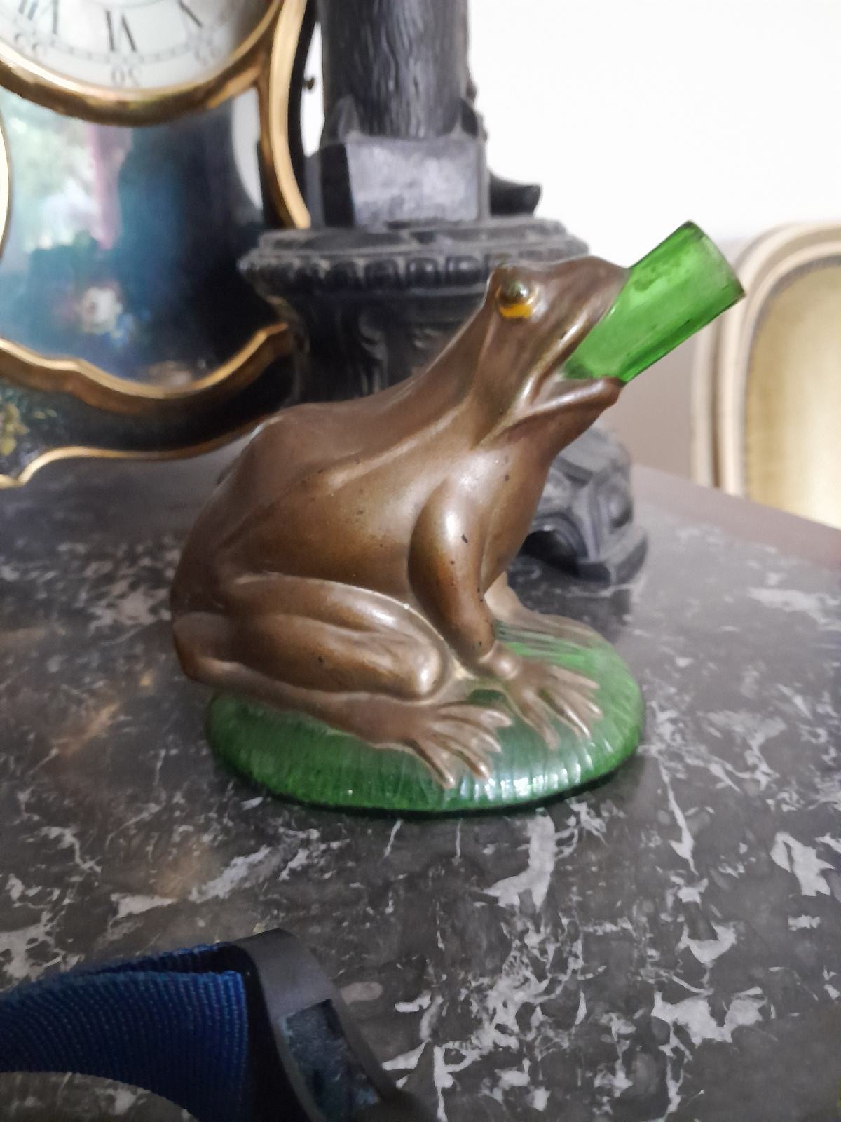 staklena žaba rijetko