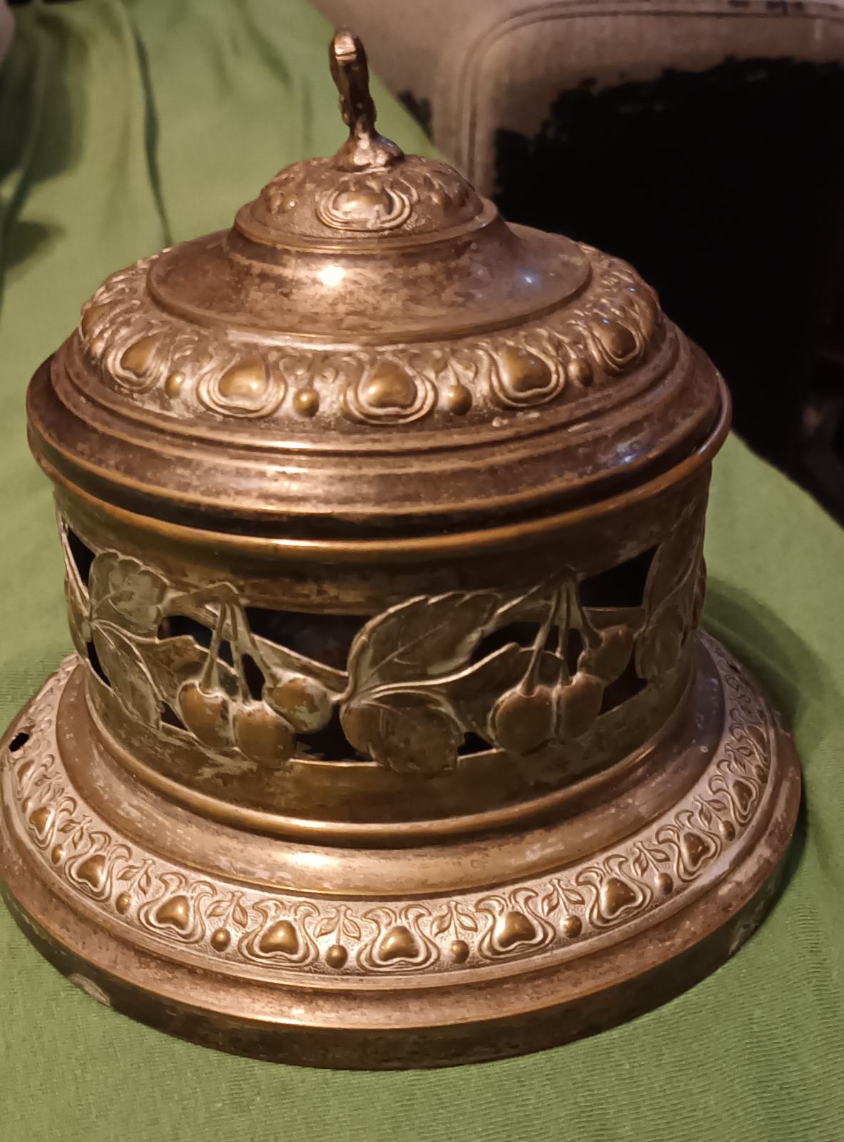 stara posuda za šećer secesija