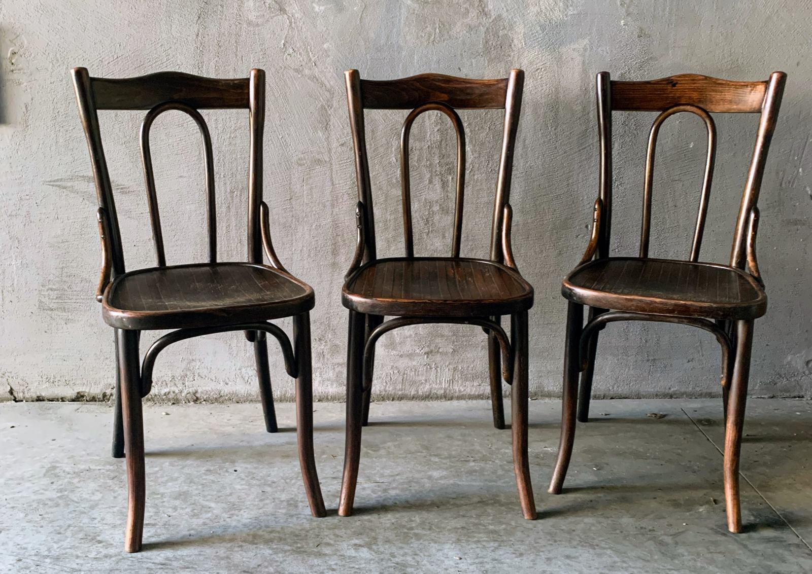 Thonet Mundus original 3 stolice no 105