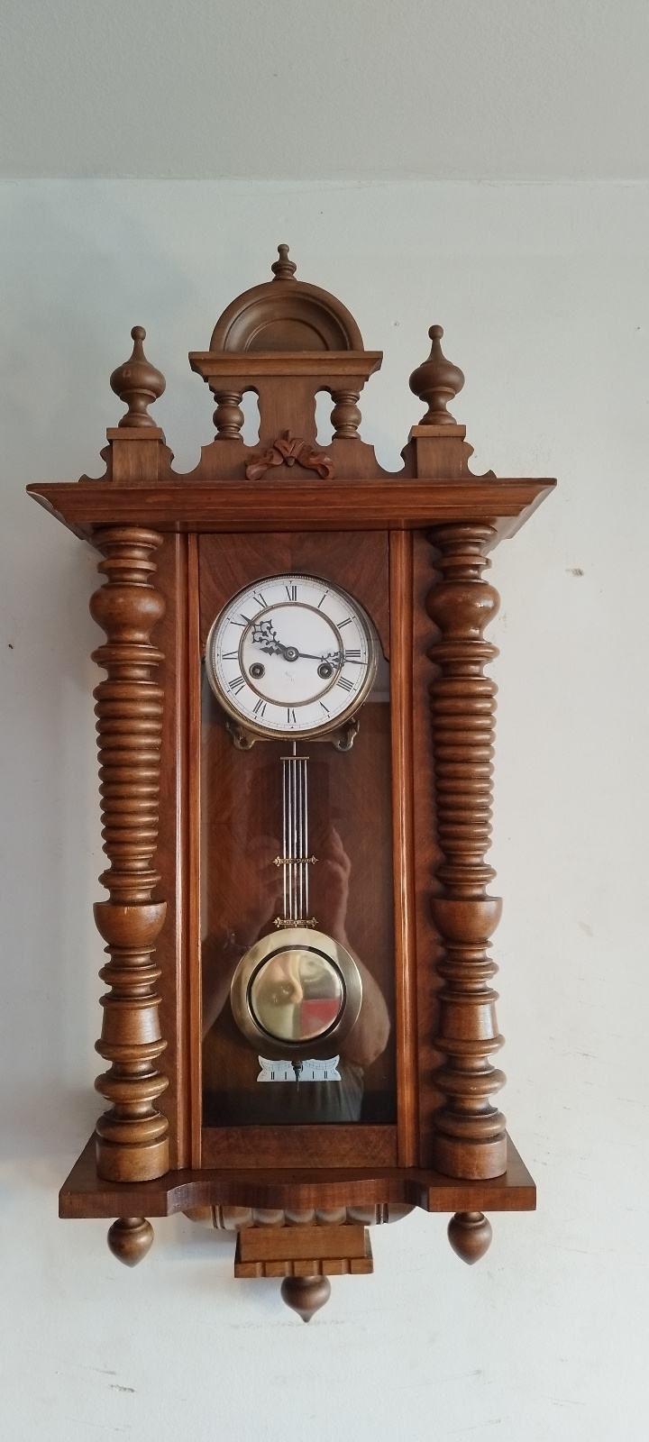 Zidni sat GUSTAV BECKER, ALTDEUTSCH, ispravan očišćen i podmazan