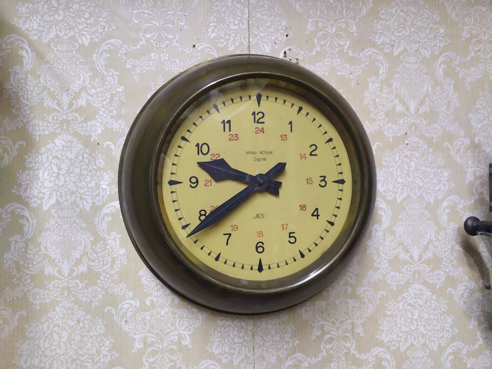 Zidni sat MIRKO NOVAK ZAGREB