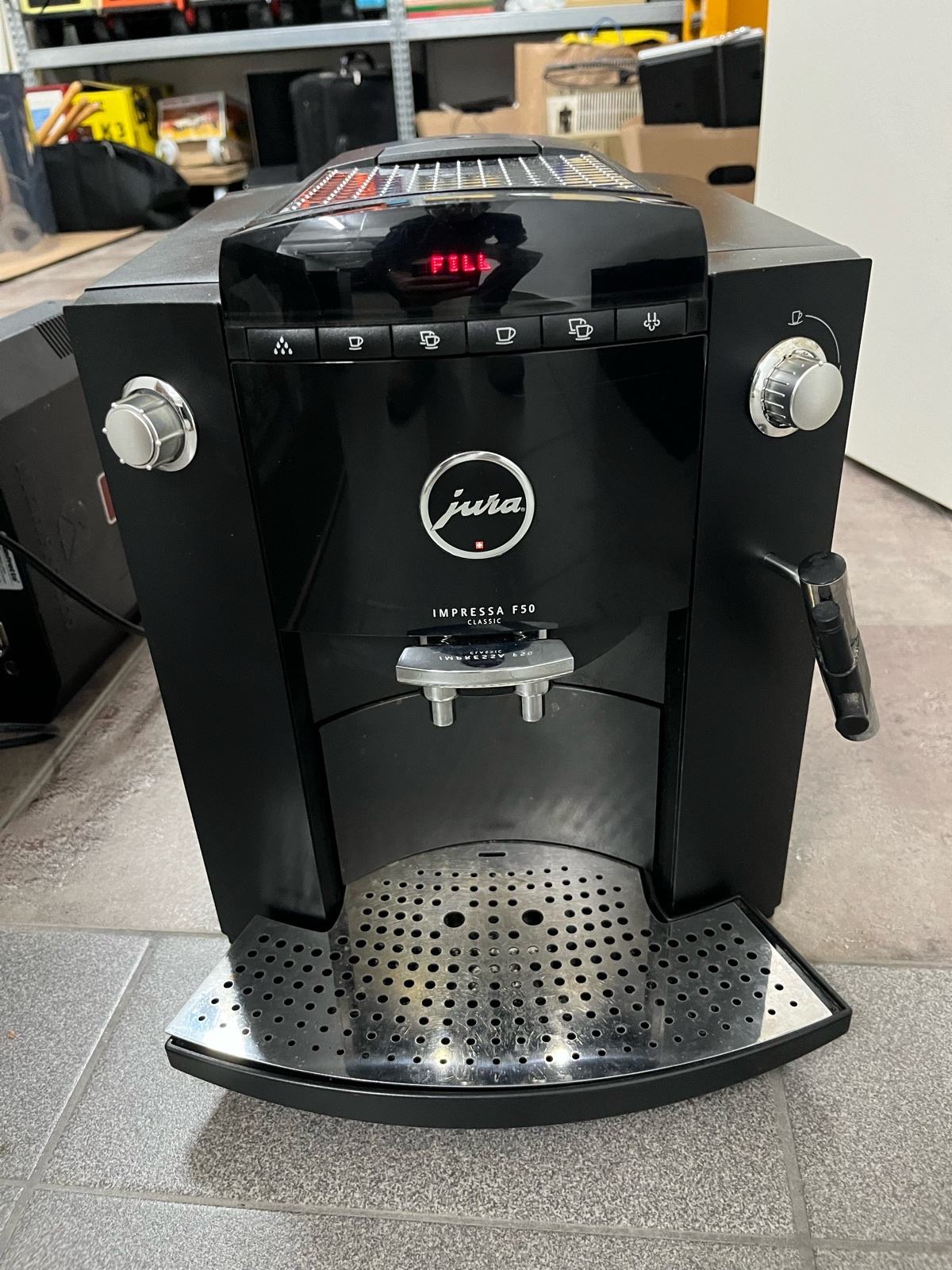 APARAT ZA KAVU JURA IMPRESSA F50