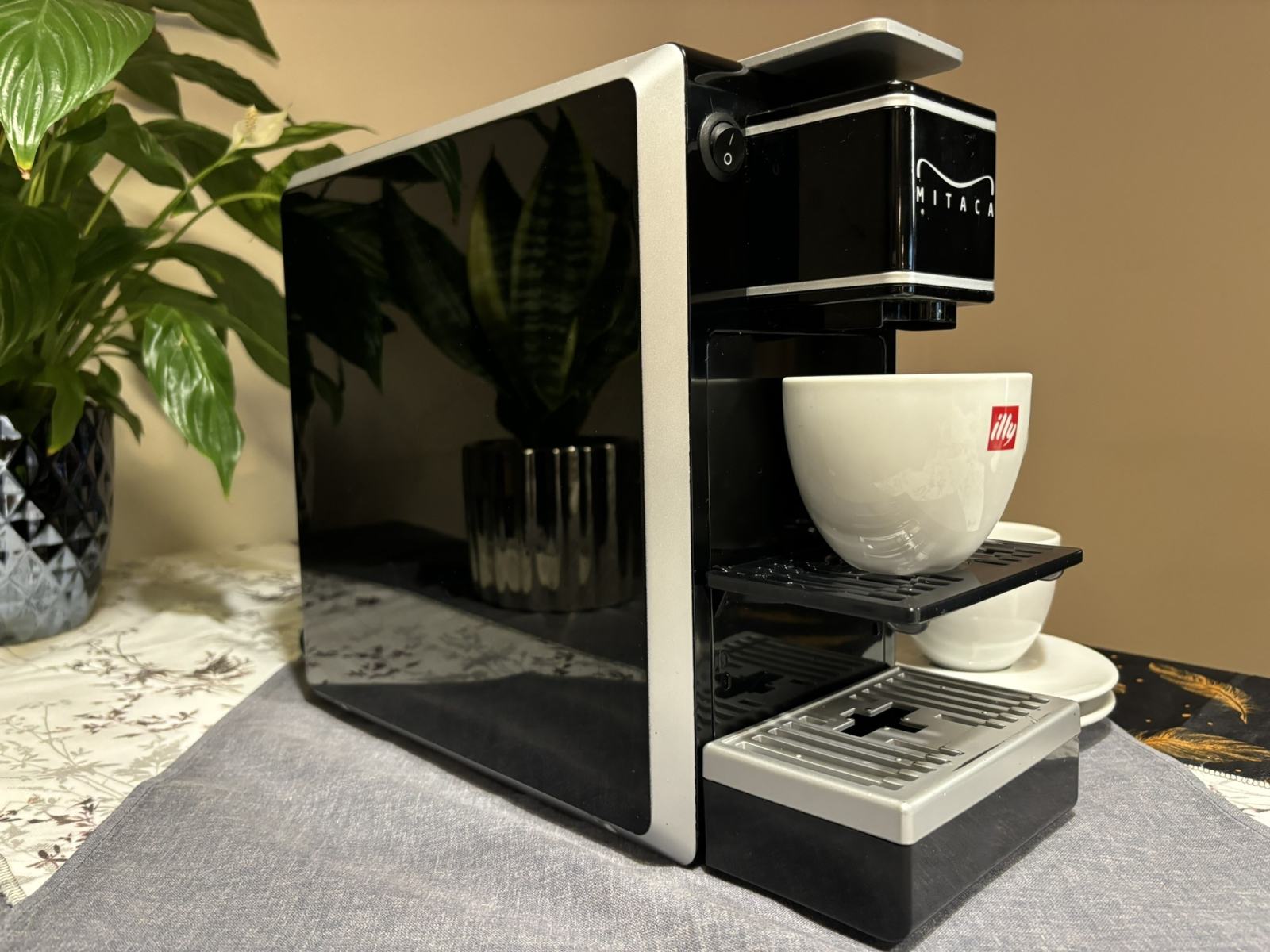 Aparat za kavu Mitaca M9 (illy Smart MPS)