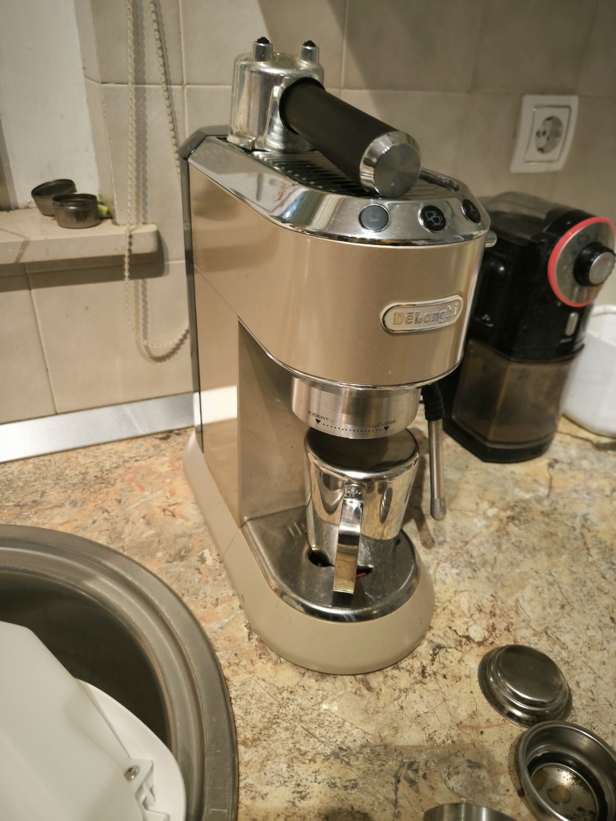DELONGHI Caffe Aparat