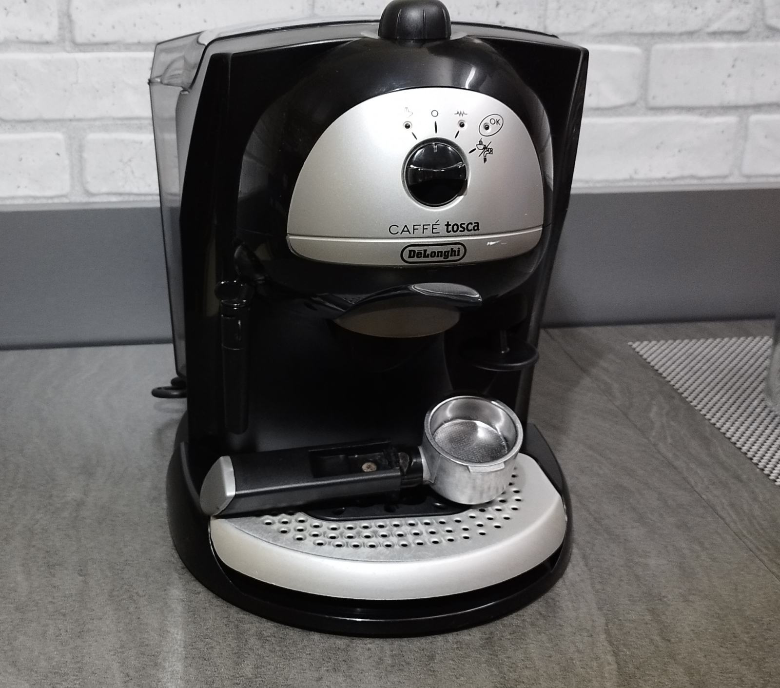 DeLonghi Caffe Tosca