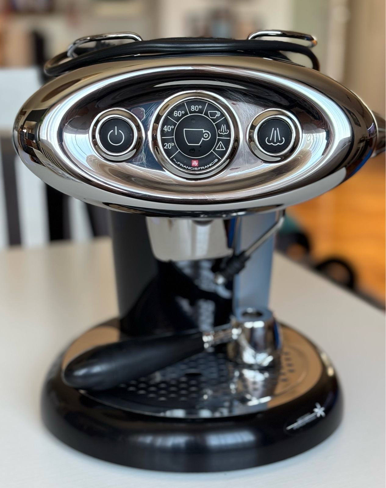 illy aparat za kavu u kapsulama iperEspresso X7 crni