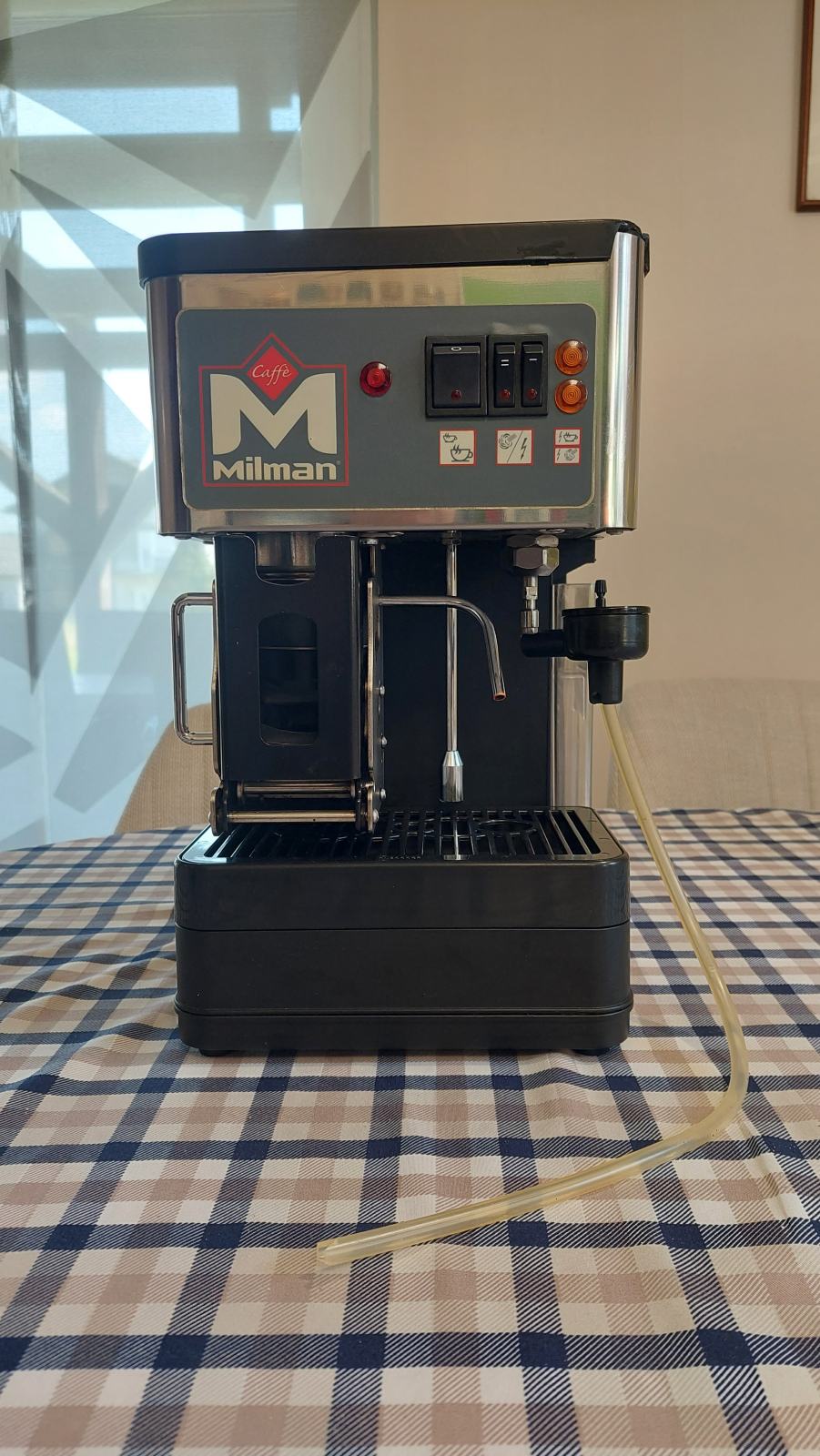 Profesionalni aparat za espresso kavu Milman