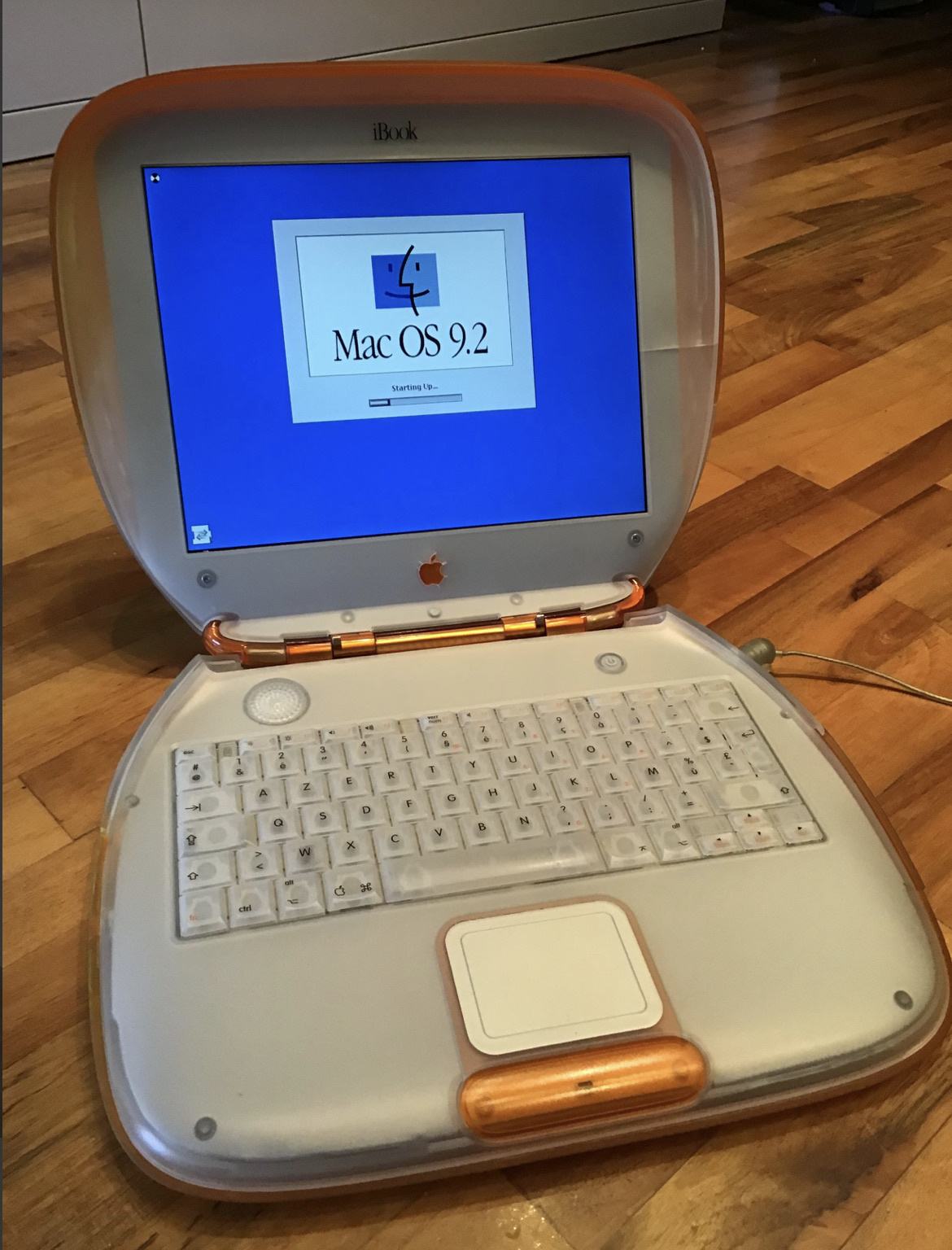 Apple iBook G3 Clamshell