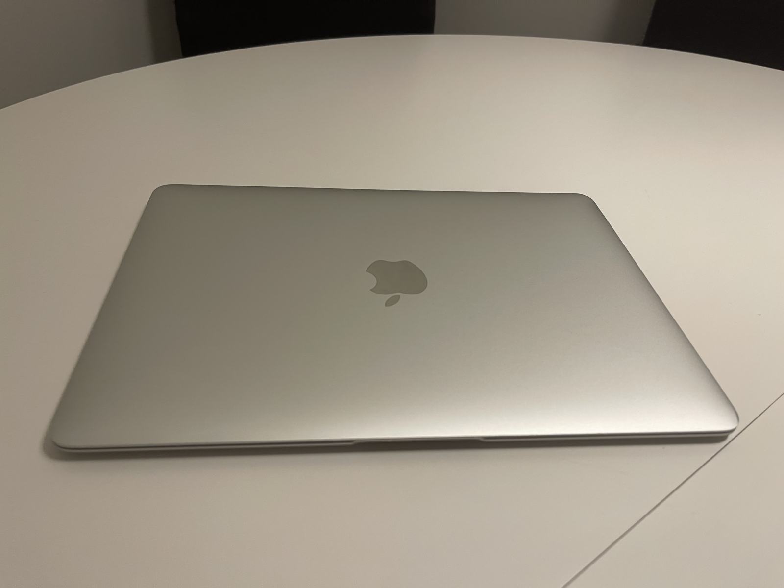 Apple Macbook 12” 2017 Silver 1.2Ghz Core m3 8GB 256GB R1 Račun