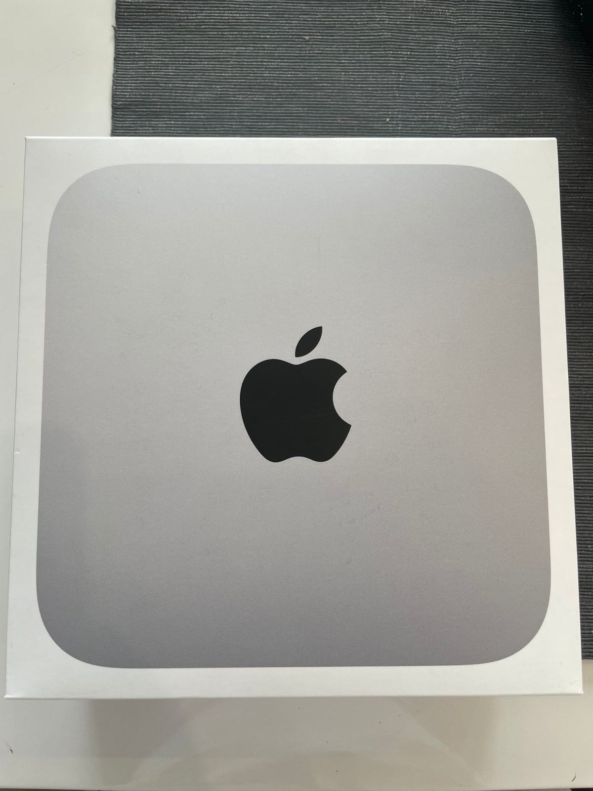 Mac Mini Silver 8/512GB