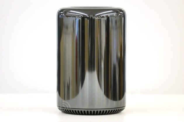 Mac Pro 6.1-12 Core 16GB 1TB D300 zamjena za skuplje